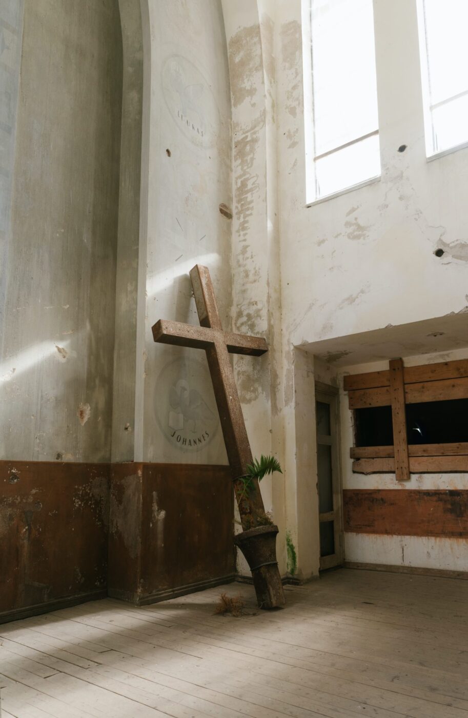 The Cross & The Path of True Freedom - Catholic Exchange